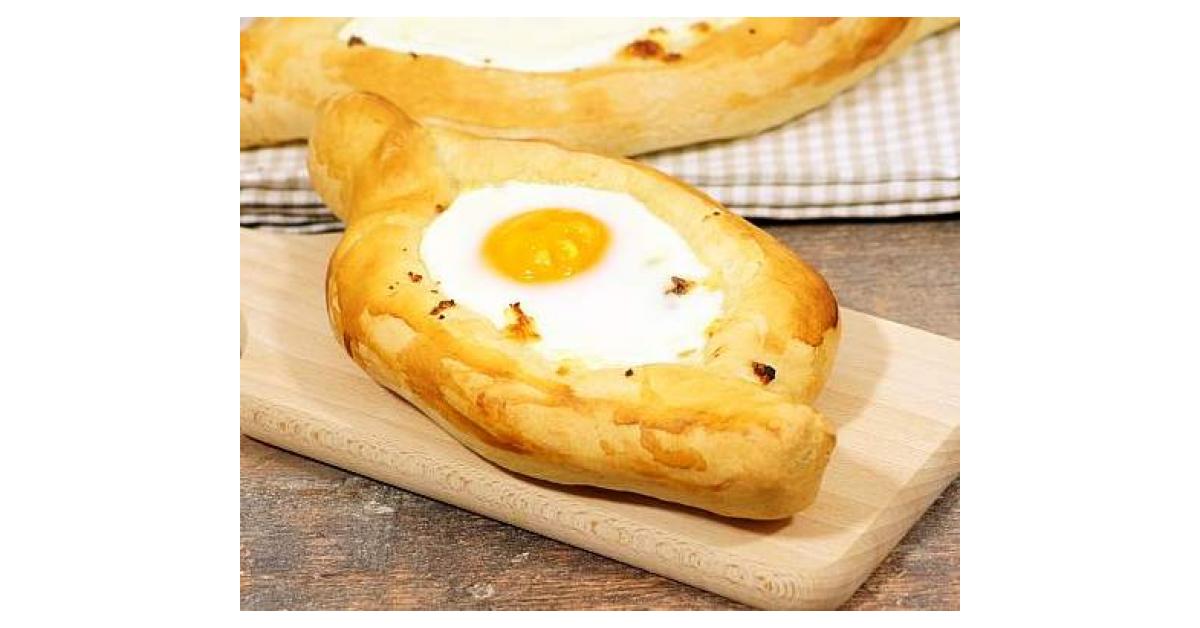 Chaczapuri adżarskie jest to przepis stworzony przez użytkownika . Ten ...